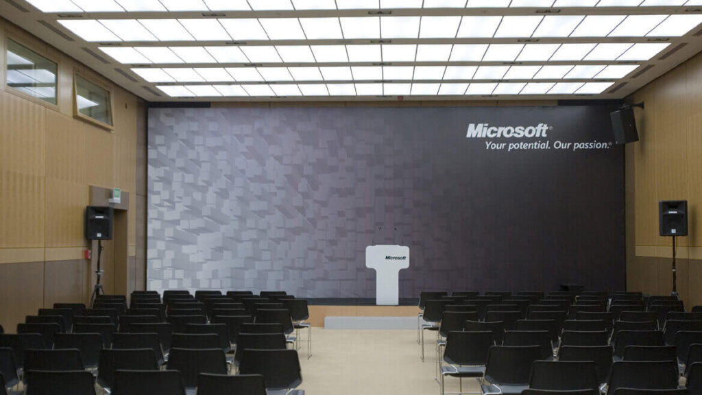 MICROSOFT: INNOVATION CENTER SUMMIT - ΕΥΖΗΝ